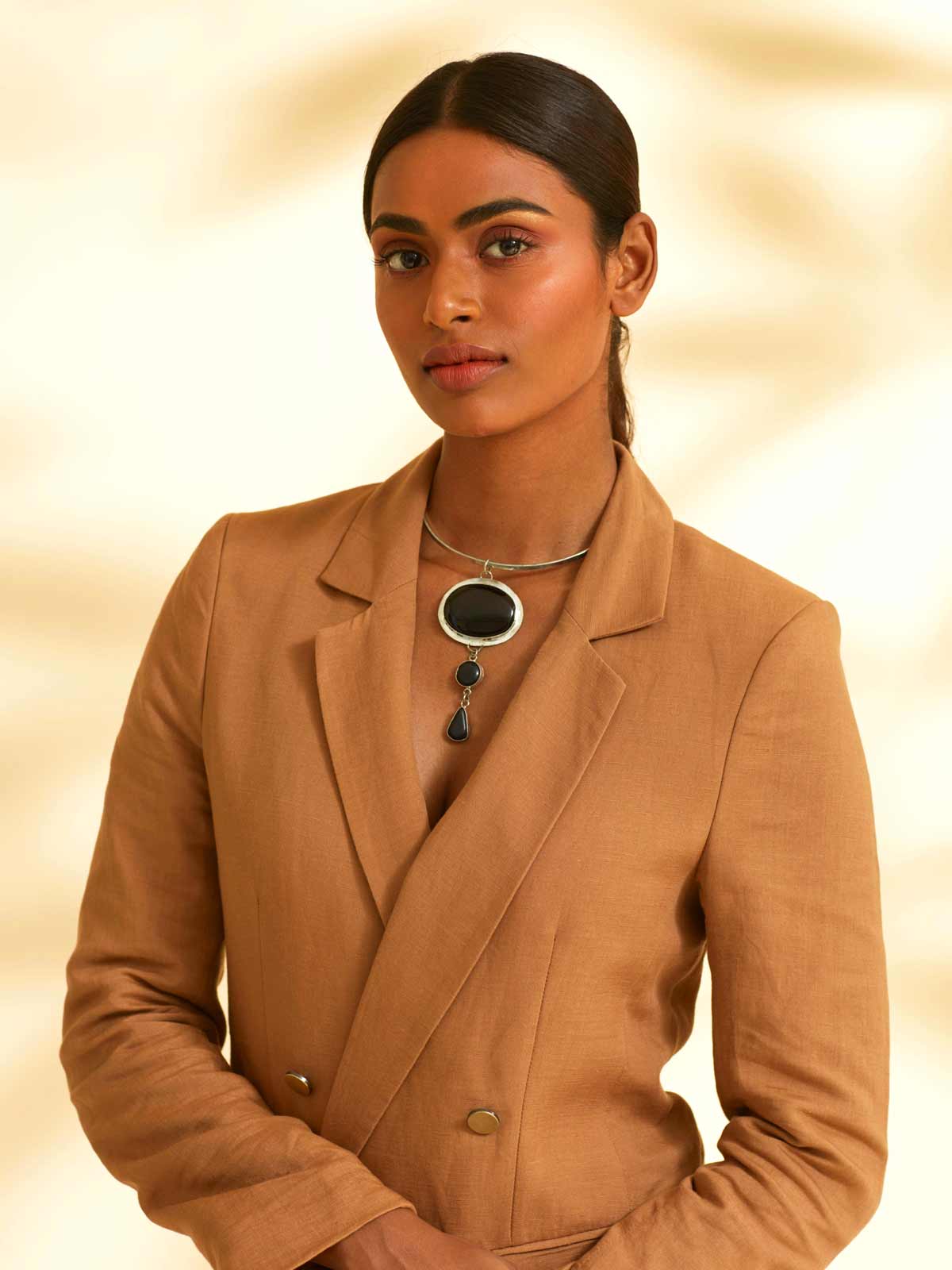 Expert Jewellery Styling Tips to Match Your Outfit – IshqME